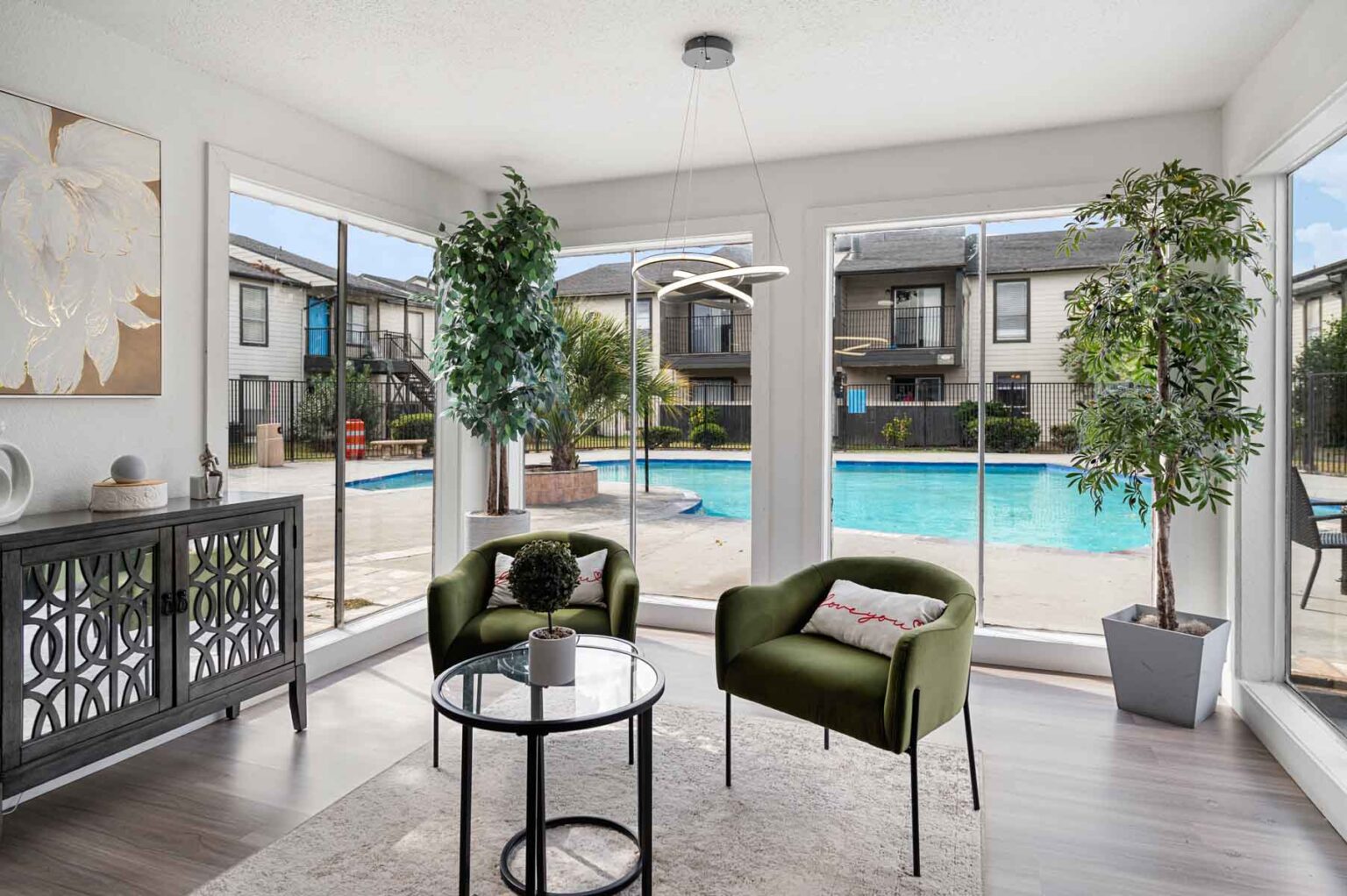 Photo Gallery - Stonegate Apartments